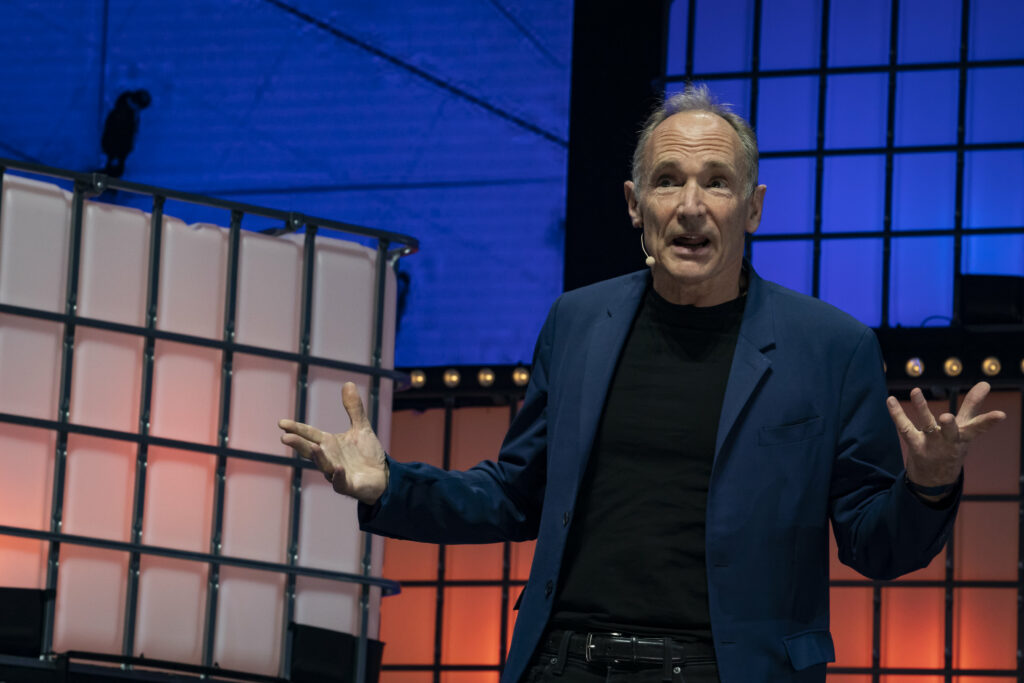 World Wide Web inventor Tim Berners-Lee calls crypto “dangerous” and ...