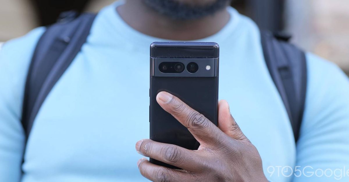 The Pixel 7 Professional’s quantity buttons seem to fall off with ...